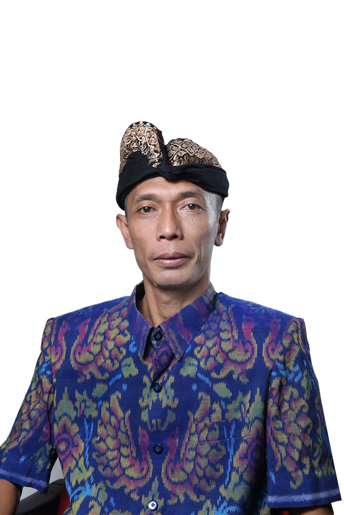 KOMANG BUDI ASMITA – Tenun Endek Bali